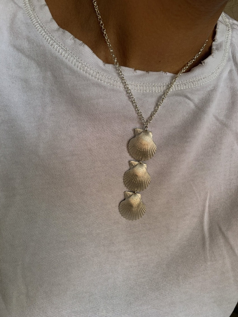 Clamshell drop- Makmel silver seashell-jewelry